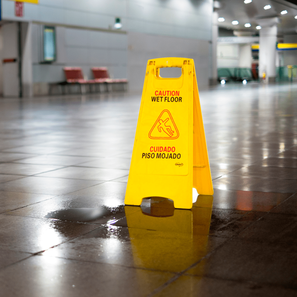 Indicador De Piso Mojado – Señor Seguridad